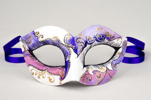Venetian masks for sale: the colombina mask, festival favorite