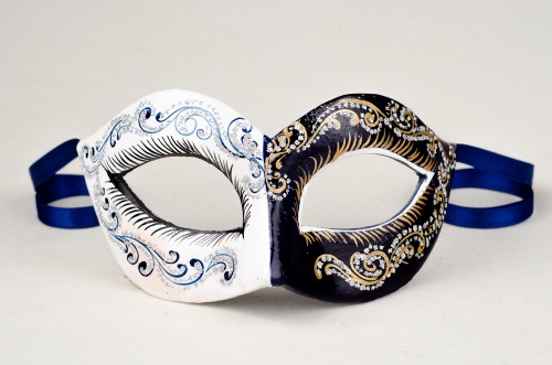 Venetian masks for sale: the colombina mask, festival favorite