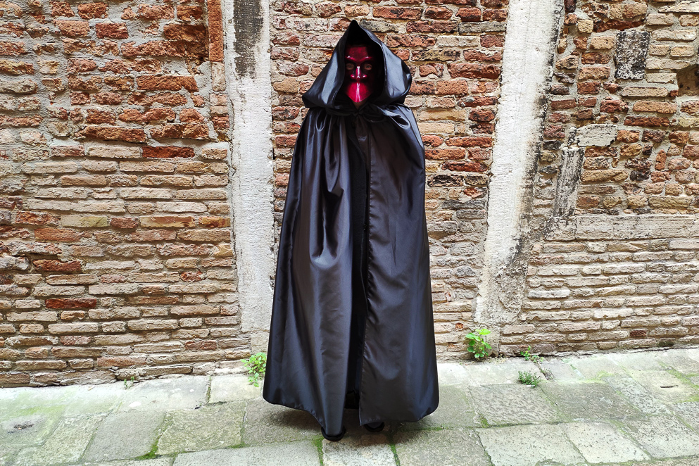 Satin Cloak With Hood - Ca' Macana Venice