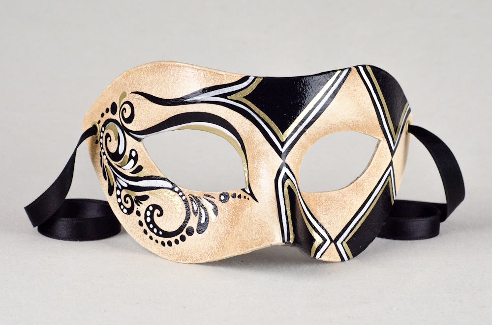 Venetian masks for sale: the colombina mask, festival favorite